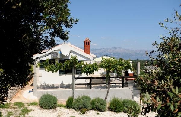 Apartmani Brač Škrip - Kuća za odmor Maria Škrip | Apartmanija.hr