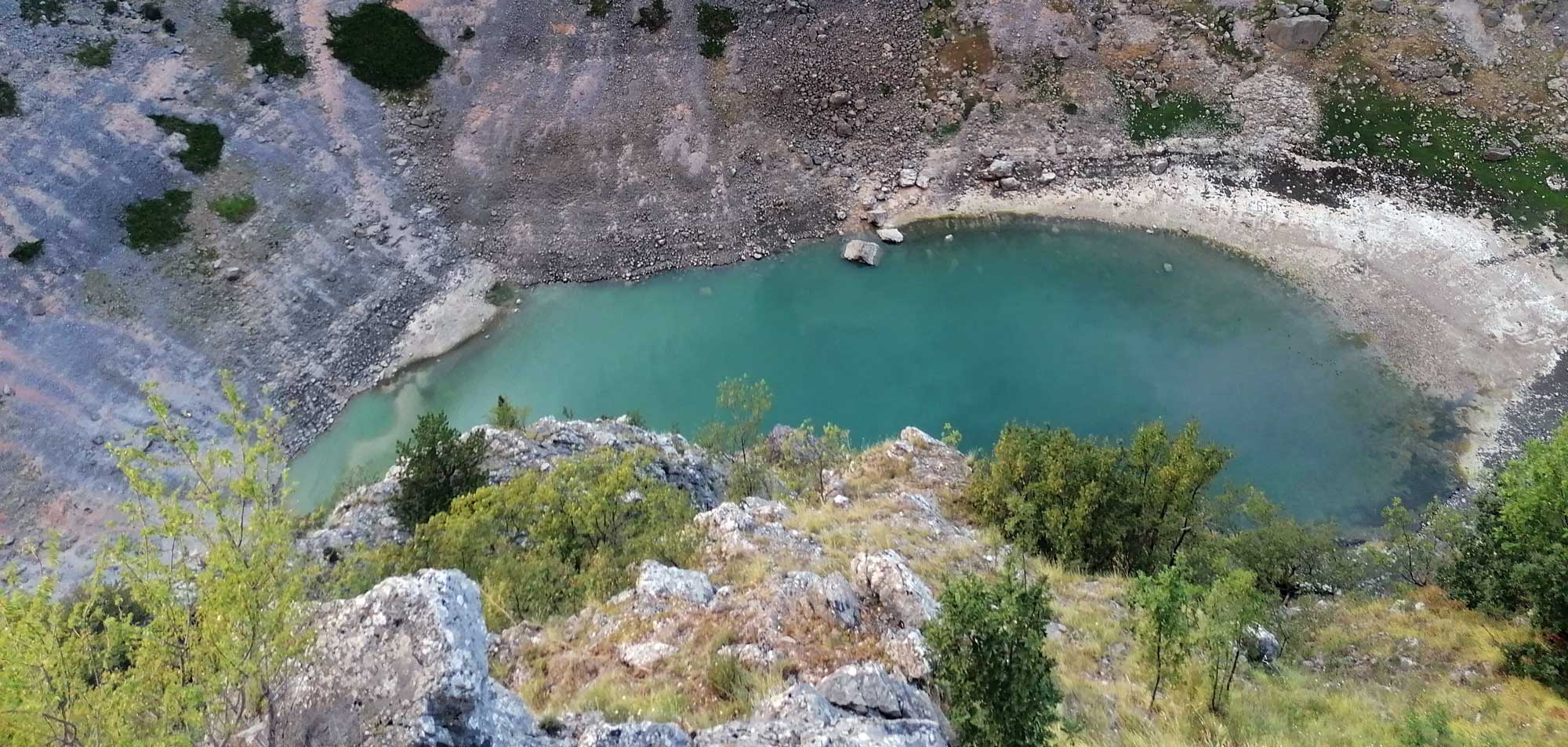 Modro jezero u Imotskom smještaj i apartmani u okolici | Apartmanija.hr