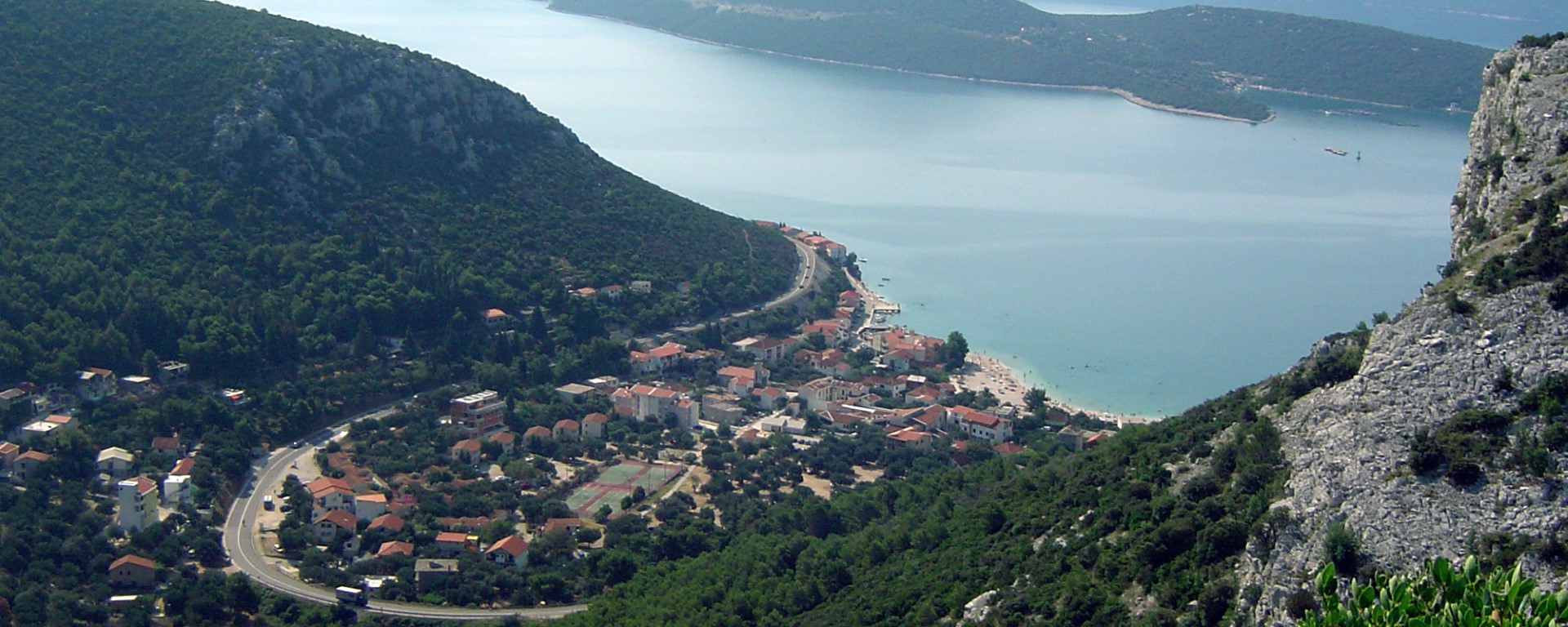 Smrdan grad Klek smještaj i apartmani u okolici | Apartmanija.hr